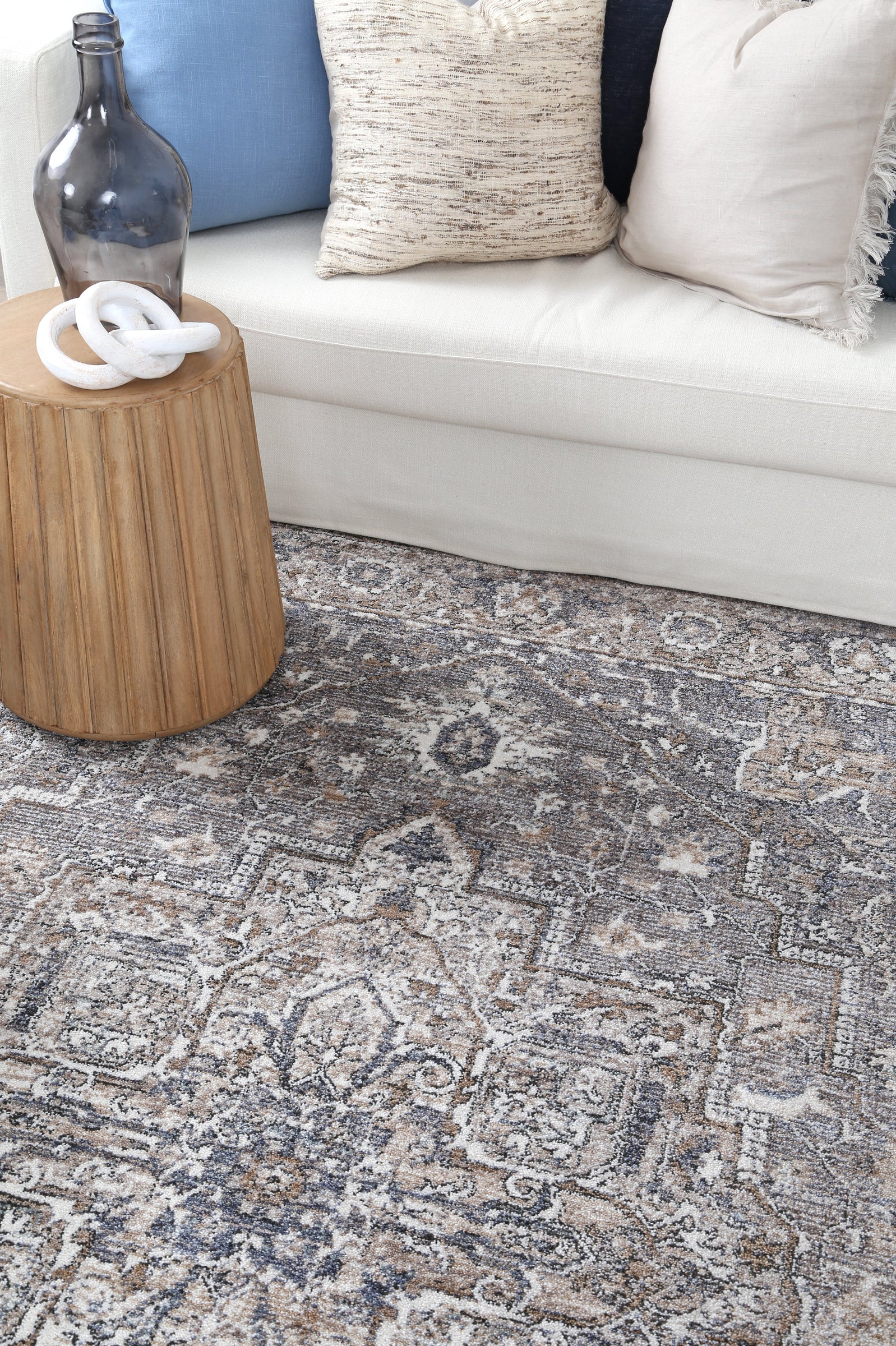 Baltimore Arlon Vintage Grey Beige Rug — SydneyRugsOnline